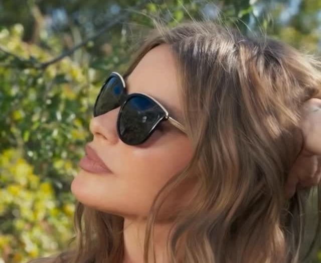 Sofia Vergara Shows Curves in Cream Midi Dress · Daily Beirut