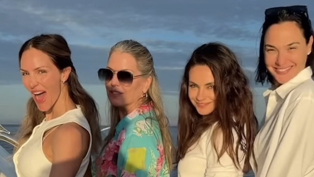 McPhee, Gadot, Kunis Dance to Viral Puerto Rico Song · Daily Beirut