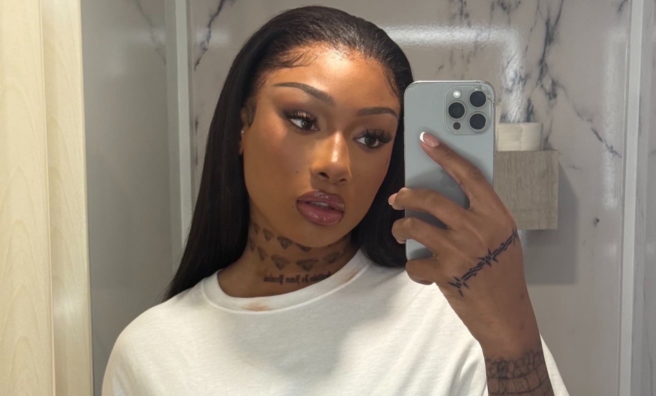 Megan Thee Stallion Stuns in White Mini Dress with Neon Hair · Daily Beirut