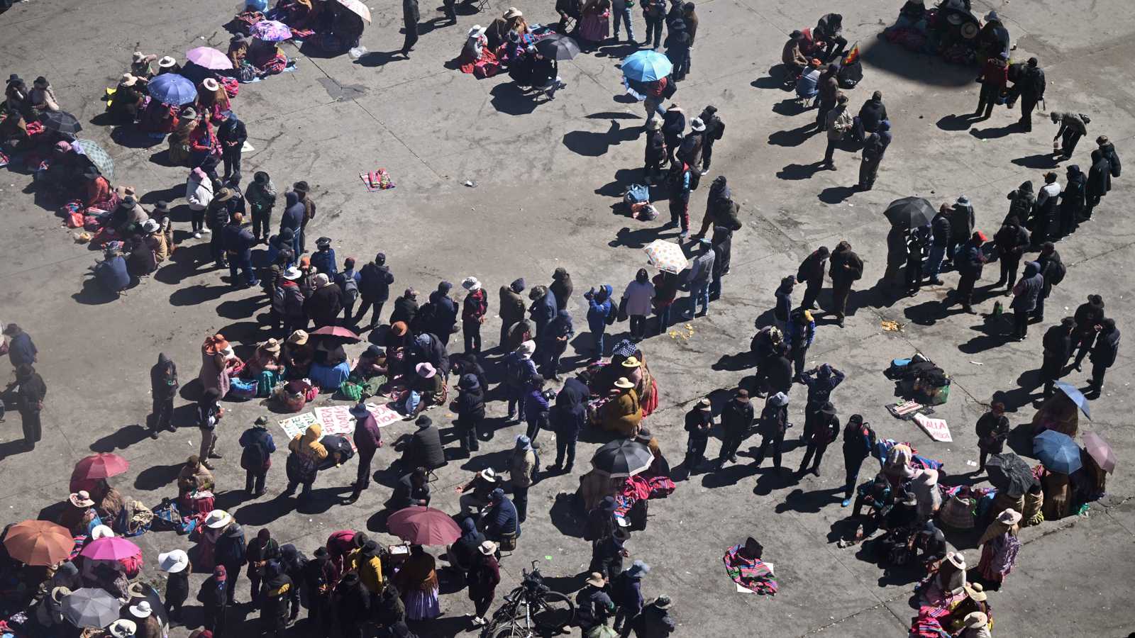 Bolivian Defense Minister Marcelo Salinas Resigns Amid Protests · Daily ...